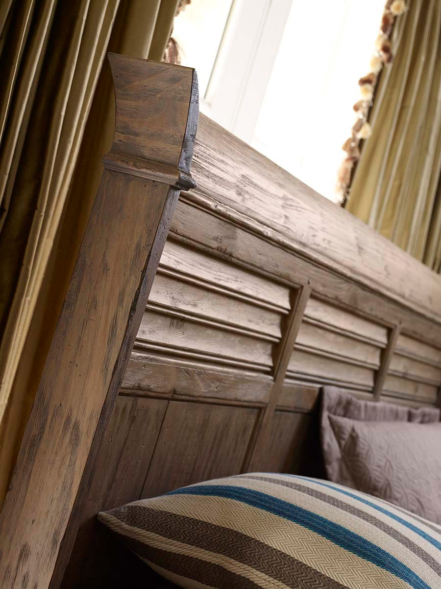 Kincaid Weatherford King Shelter Bed 76-131P(H/F/132)